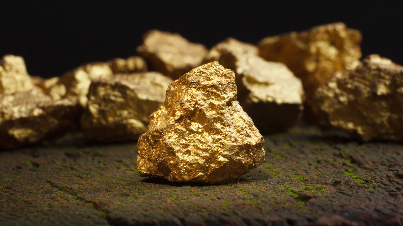 The Staggering Price Tag Of The World's Largest Gold Deposit