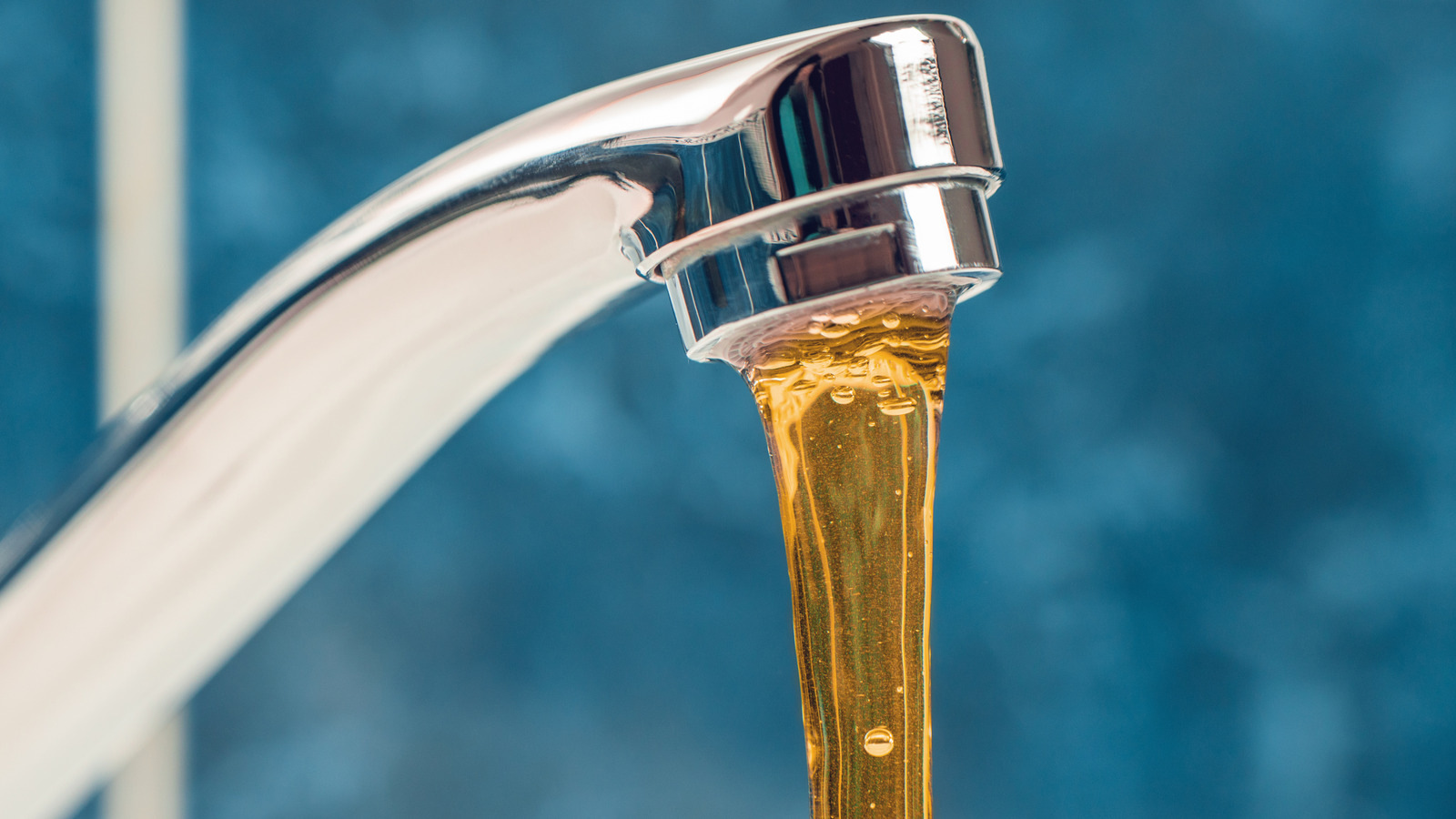 Why Does Florida's Tap Water Smell And Taste So Bad?